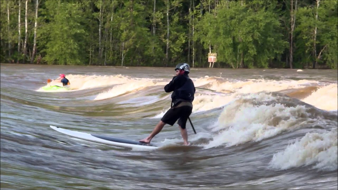 Z Dam Surfing on the James River May 2013 - YouTube