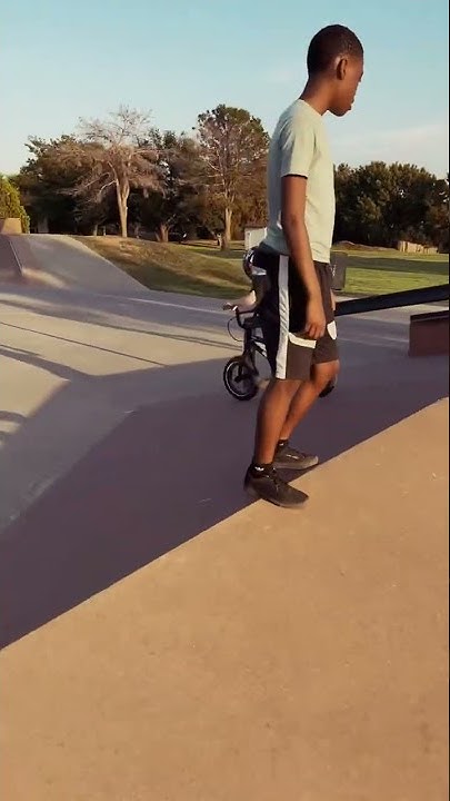 BMX kid at Skatepark!! 4 years old to 5 years old!! #shorts #bmx - YouTube