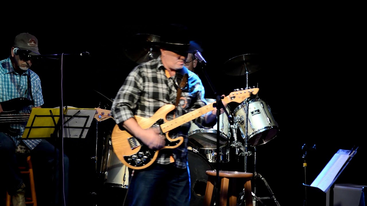 LOVE YOU TOO MUCH COVER SEAN POOLE AND THE TNT BAND - YouTube