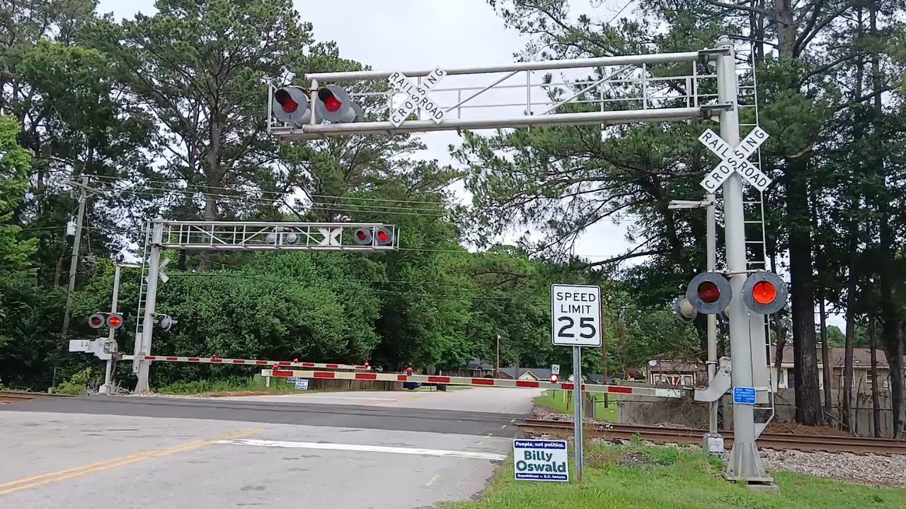 Challedon Drive Railroad Crossing Irmo SC - YouTube