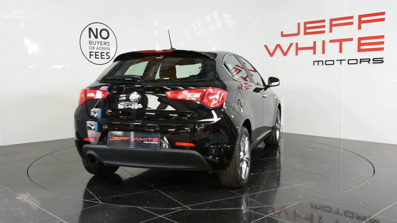 Alfa Romeo Giulietta 1.4 TB MultiAir Distinctive 5dr (start/stop) - YouTube