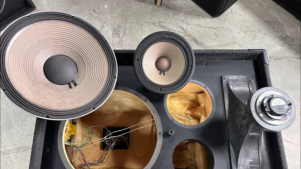 JBL 4735A Test Thử Thôi Mà Chân Em Cứ Xoắn Quẩy Các Bác Ạh. - YouTube