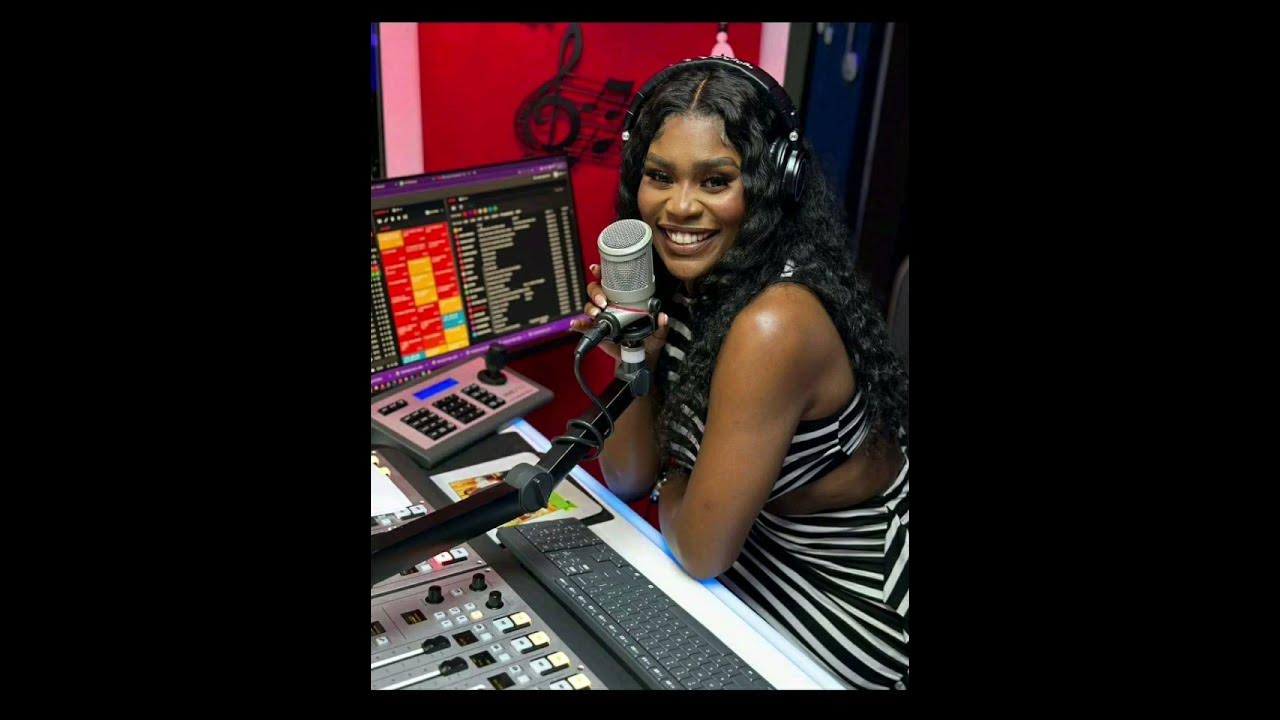 Fanatik Rutshelle yo men bon jan enfòmasyon ou konnen sou li mwen pote pou nou ,sou atis la ...