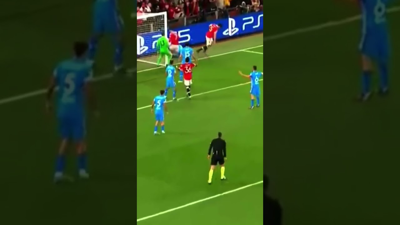 Harry Maguire headbutt Ronaldo #shorts - YouTube