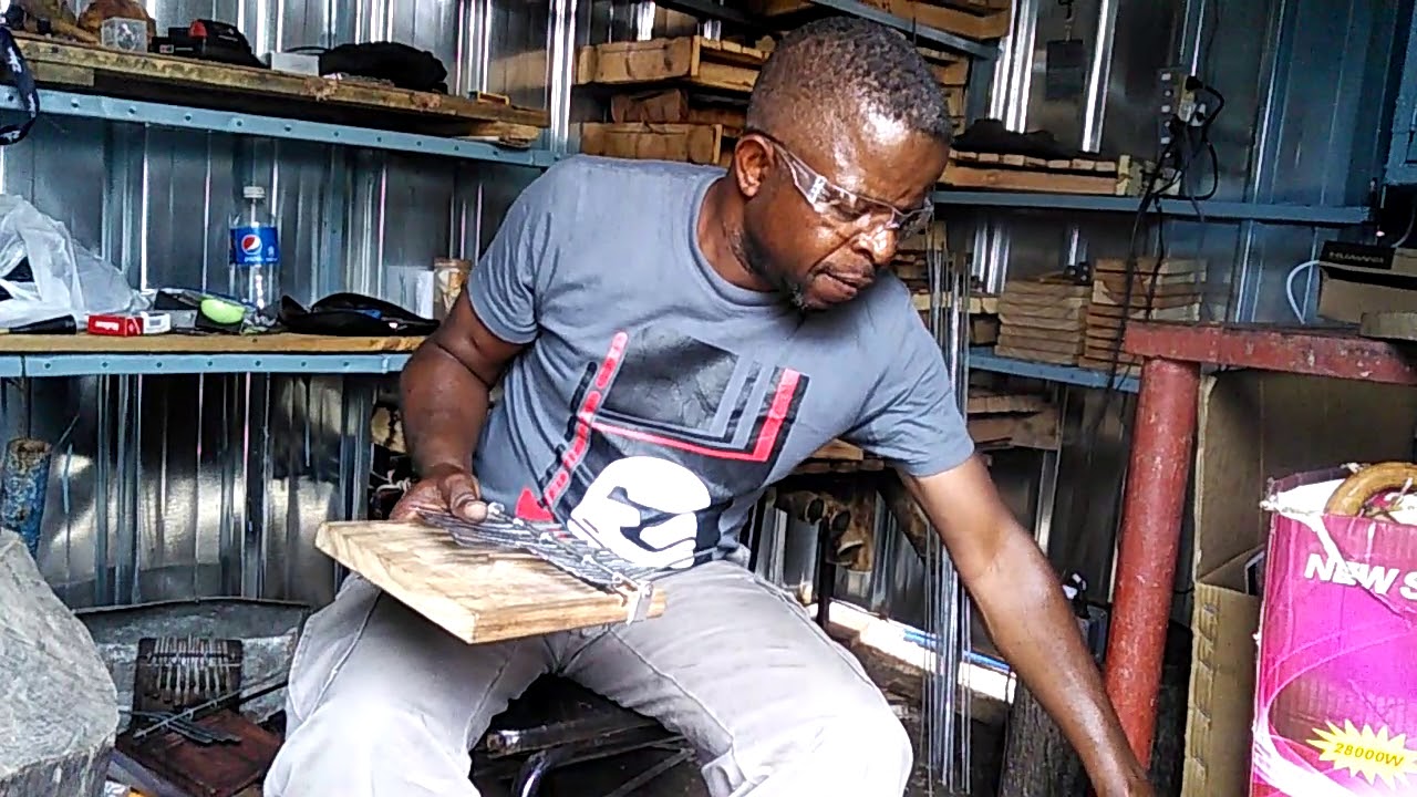 musekiwa chingodza make mbira - YouTube