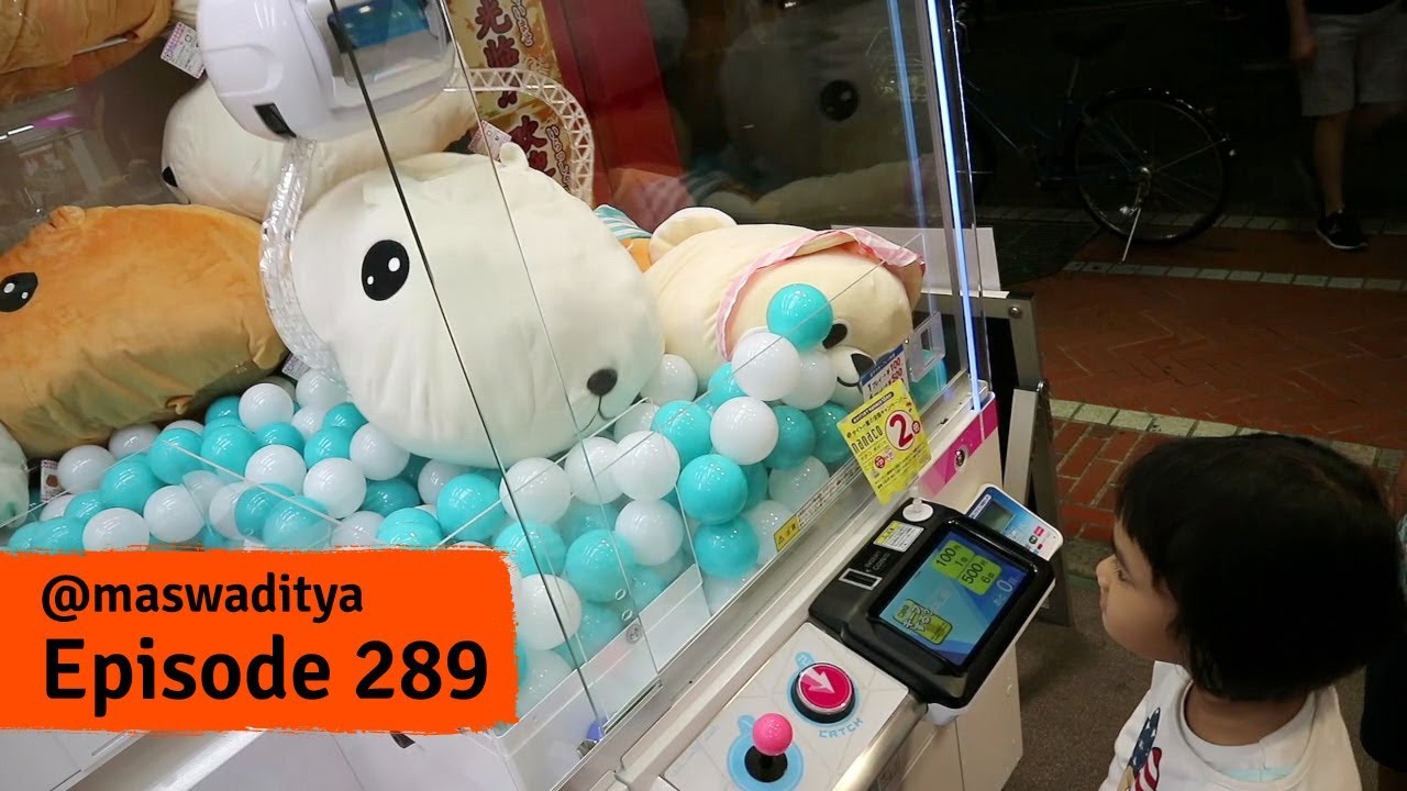 Claw Machine Game Boneka Raksasa di Tokyo - YouTube
