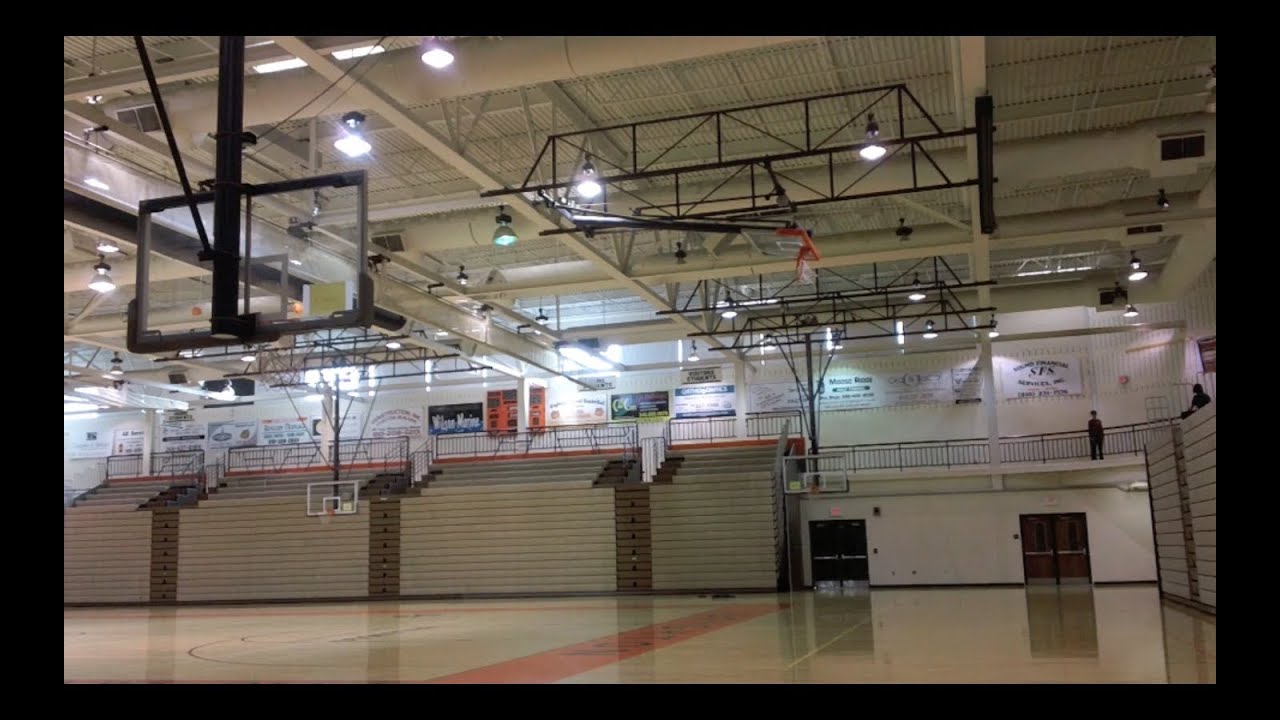Full Court Frisbee Trick Shot - YouTube