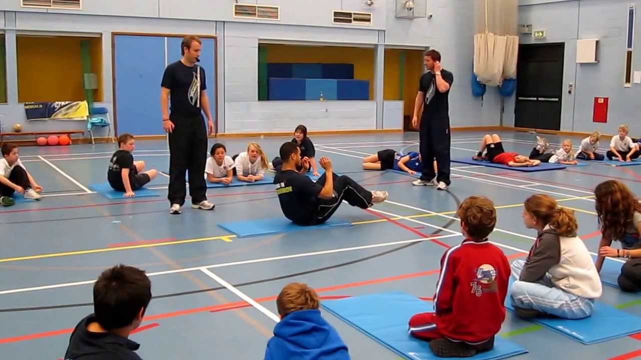 Land Training With Double Olympians Matt Kidd And Edward Sinclair - YouTube