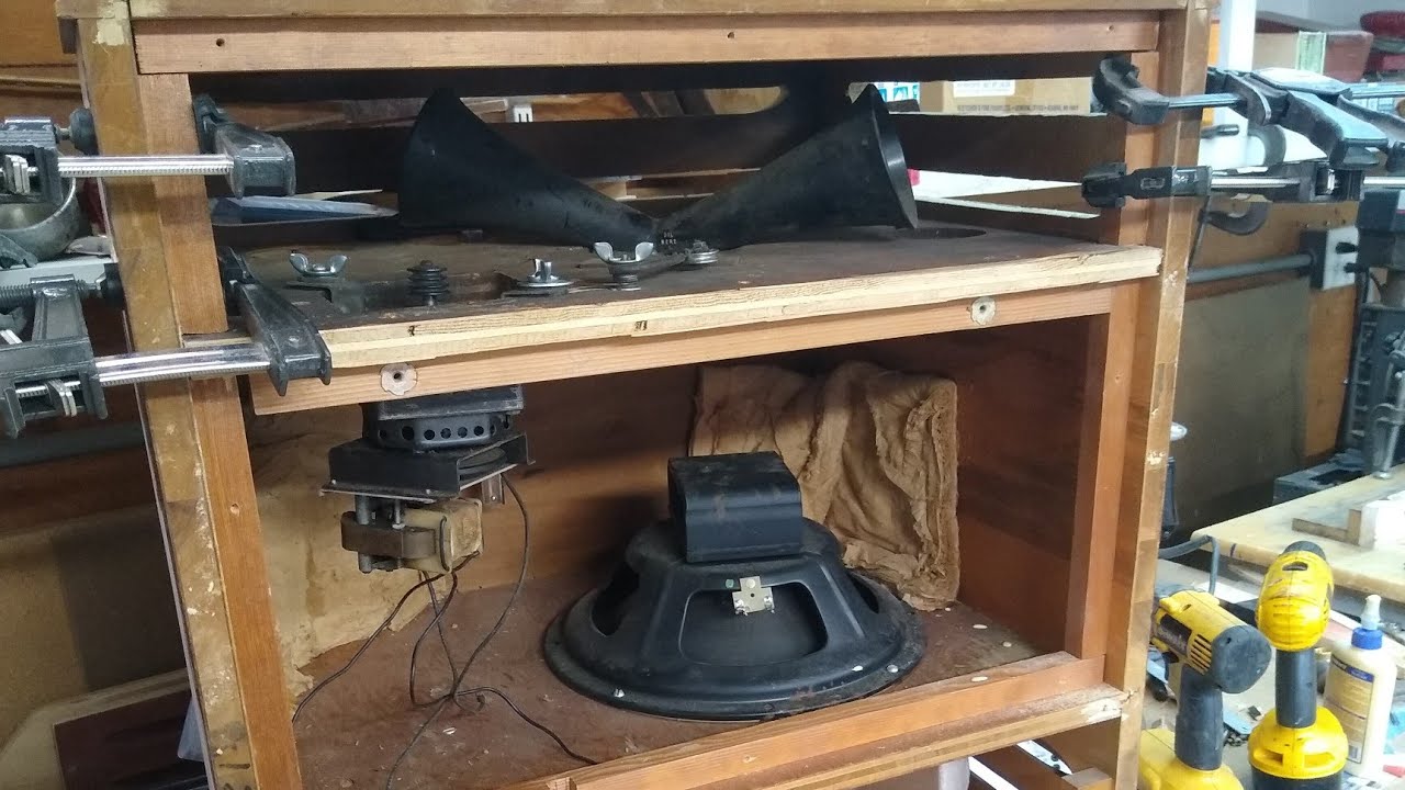 Leslie 120 conversion. Adding the horn. Someday will be paired with my ...