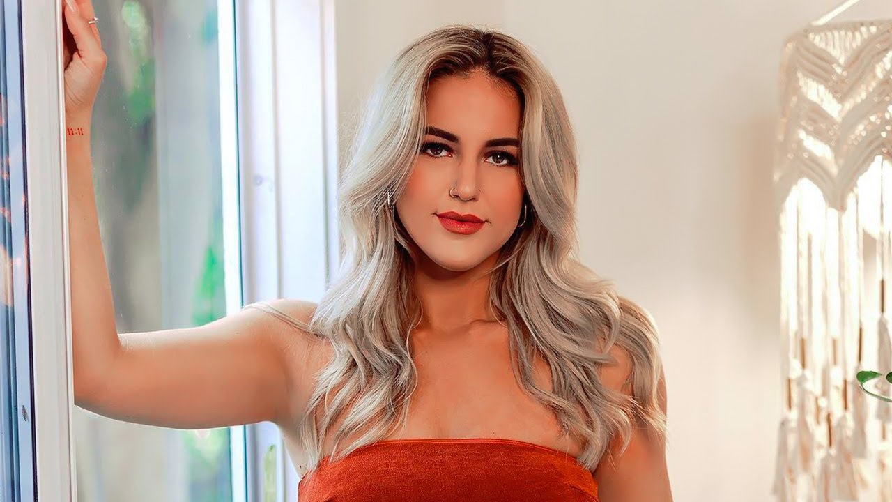 Marissa DuBois, the Enchanting American model and Instagram Luminary ...