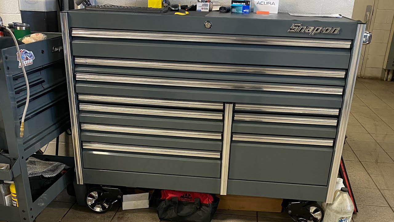 Snap On 60in Epiq Tool Box Tour!!! - YouTube