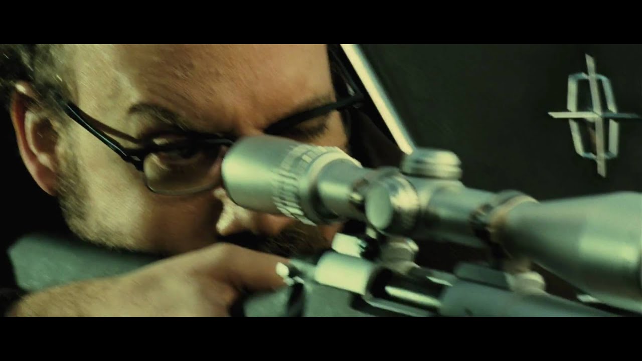 Shoot 'Em Up Official trailer HD 1080p - YouTube