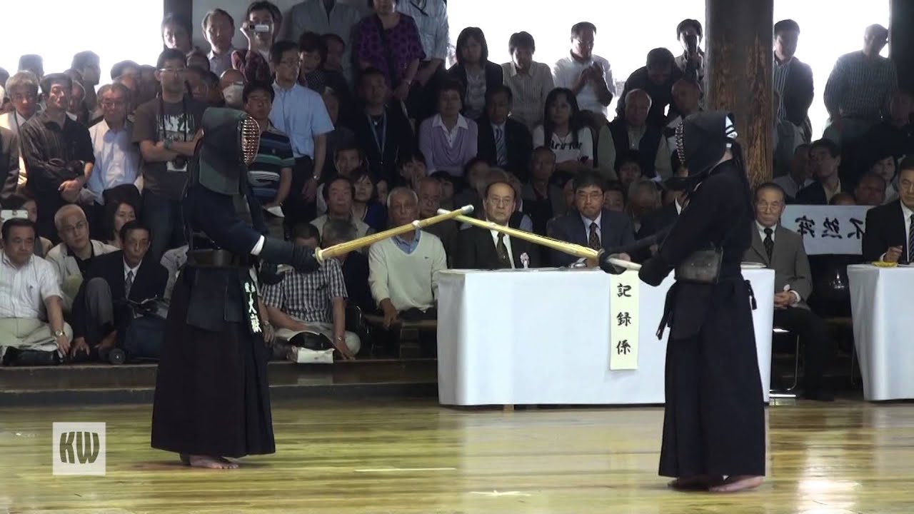 111th Kyoto Embu Taikai — Otake sensei & Ogata sensei - YouTube