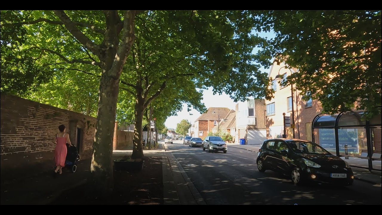 Petersfield, ~ England ~ Town walk part 3 ~ 4K - YouTube