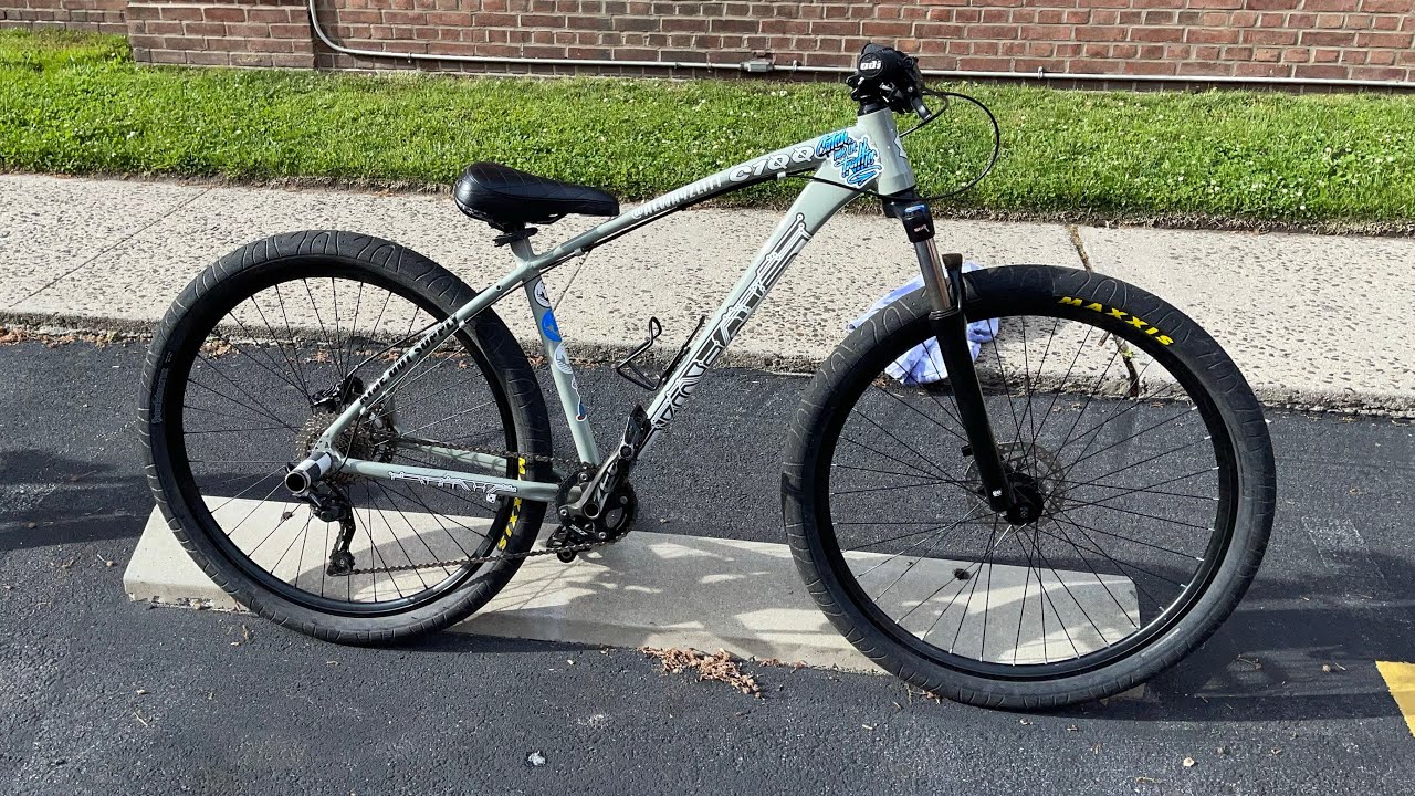 C100 BIKE CHECK - YouTube