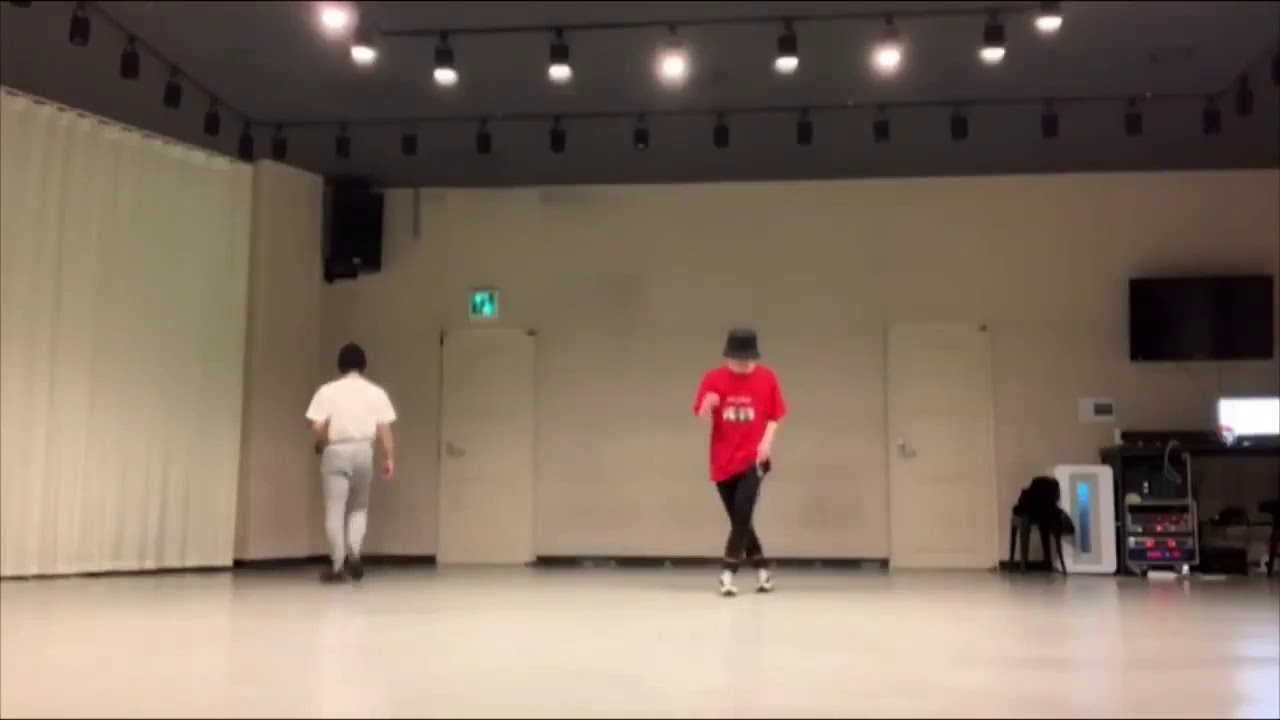 Seventeen / dance / TWITTER VIDEO - YouTube