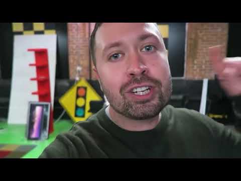 Shane plays face - YouTube