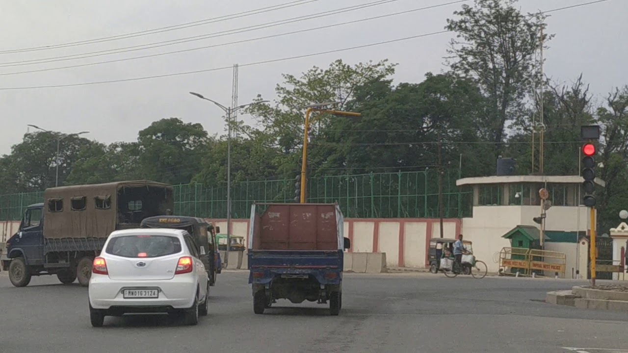Traffic lights in Imphal - YouTube