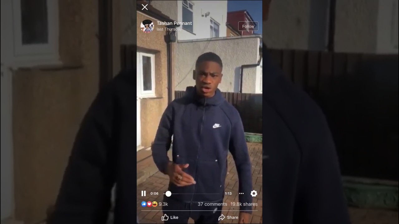 Roadman shows his knives - YouTube