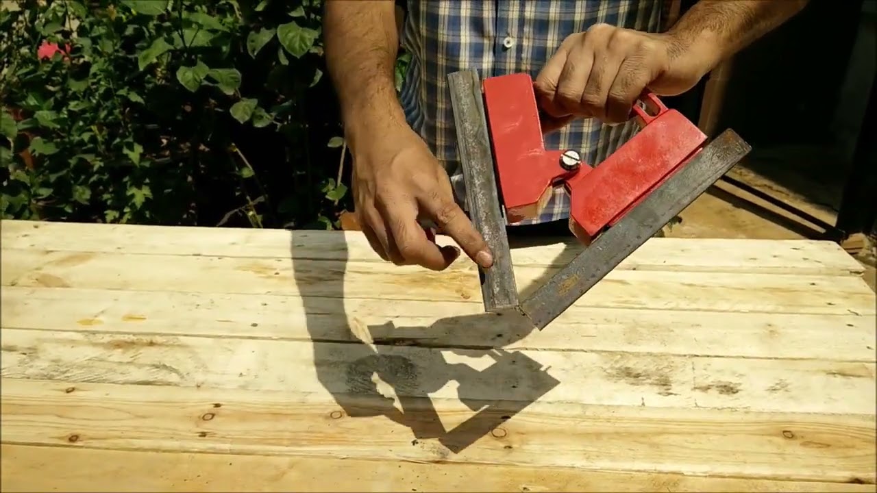 Multi Angle Protractor Magnetic Welding Clamp Demo - YouTube