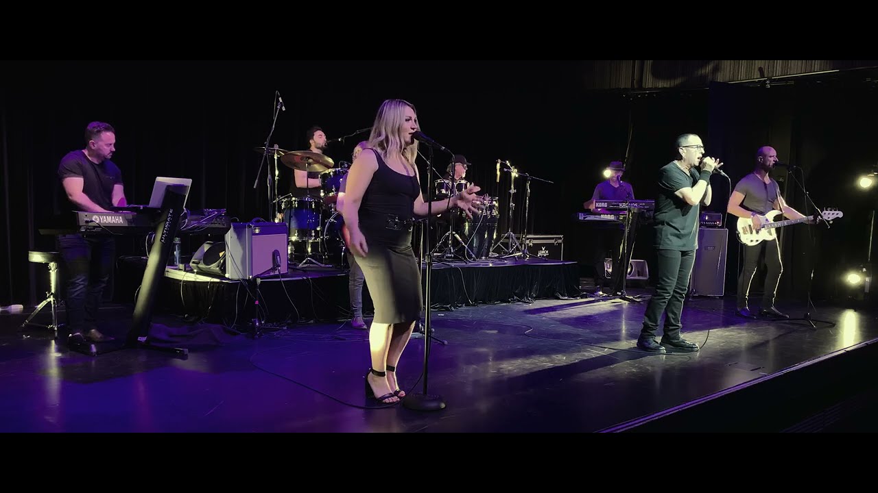 ‘Waiting For A Girl Like You’ Cover by The HSCC Chords - Chordify