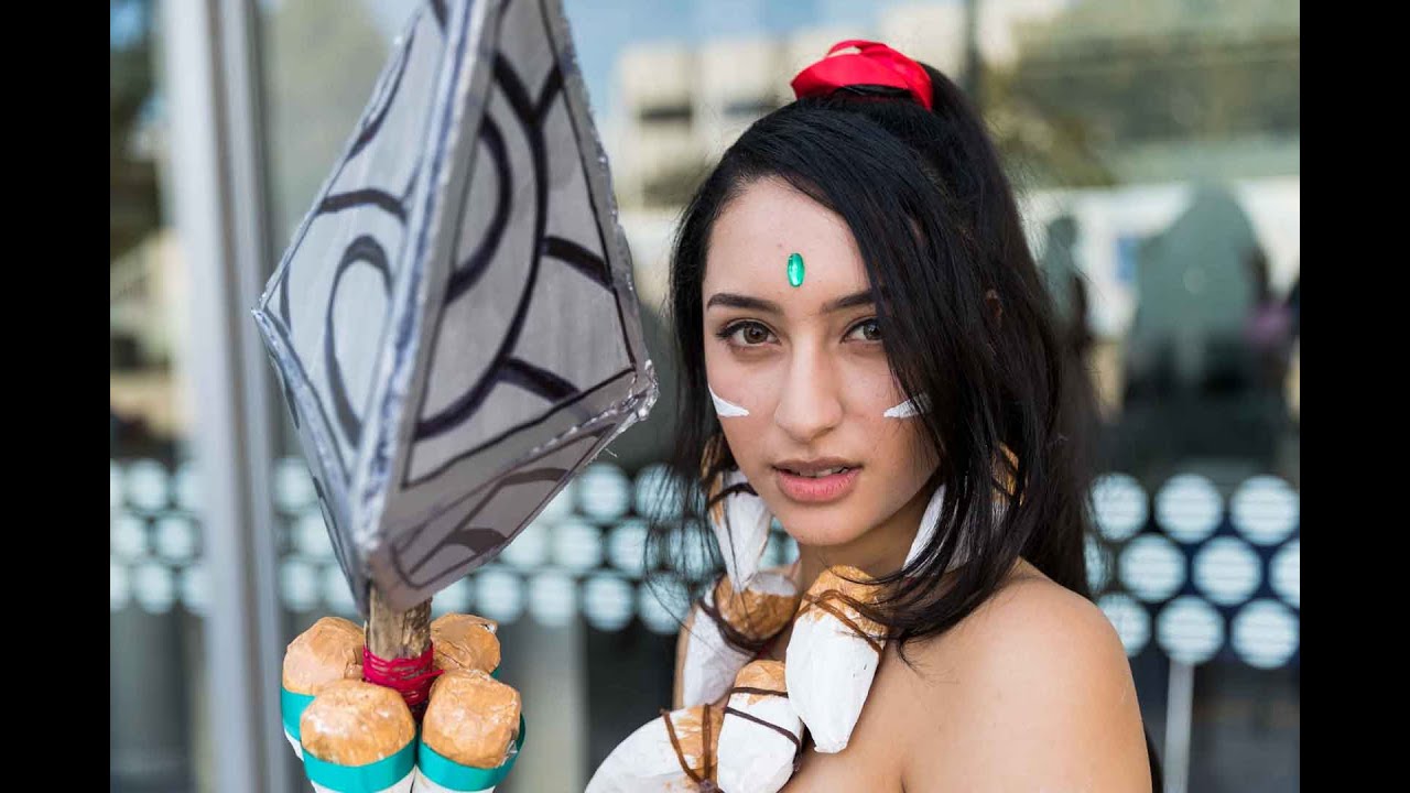 2016 Summer SacAnime Day One - YouTube