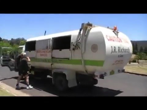 The Old Lithgow Trucks - YouTube