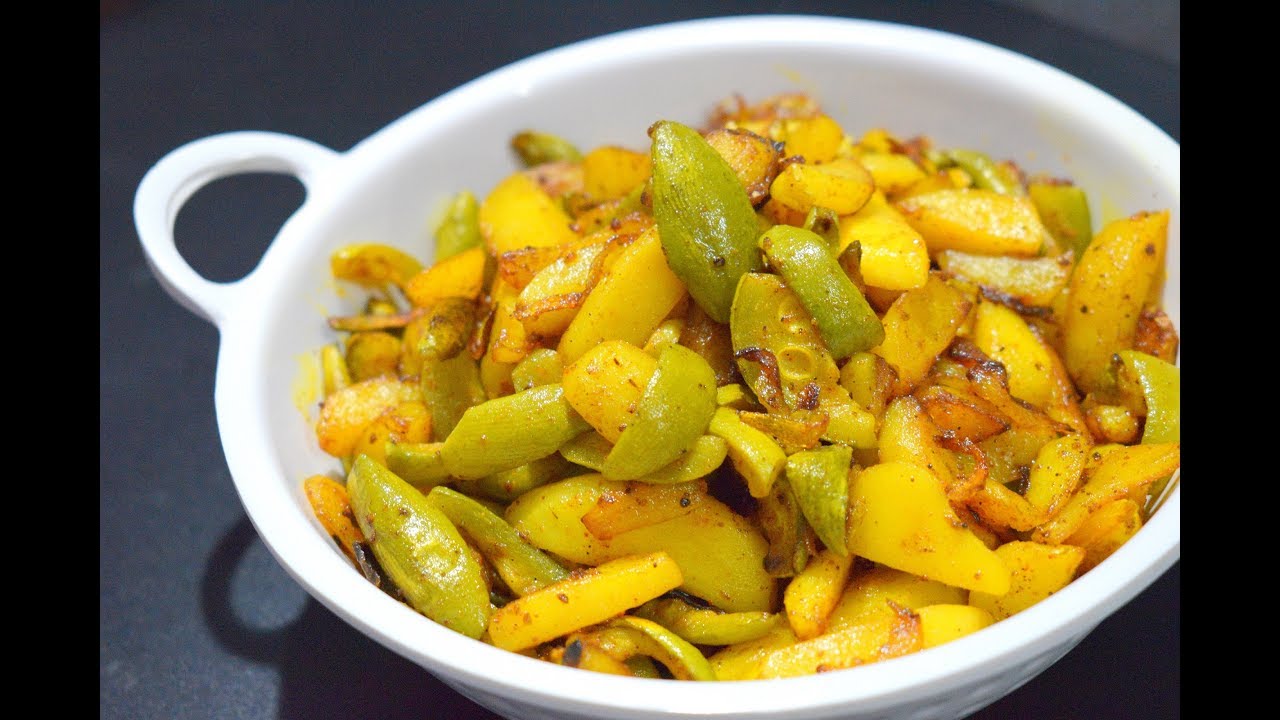 ढाबे स्टाइल आलू परवल की टेस्टी सब्ज़ी बनायें घर पर-Aloo Parwal Fry ...