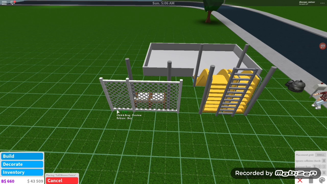 Small Playground | Welcome to Bloxburg Roblox - YouTube