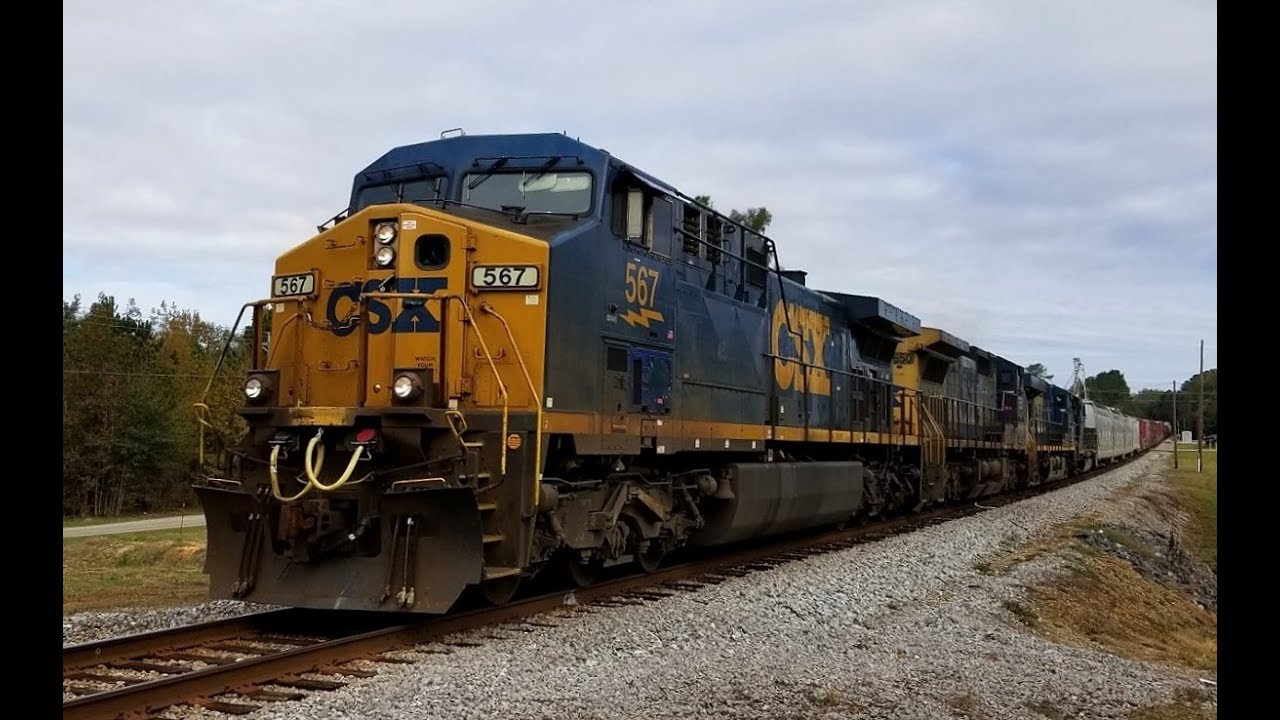 CSX X693-18 rolls SB through Swansea, SC - YouTube
