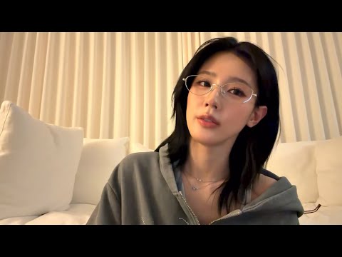 [ENG] Mukbang, trying glasses, singing & having fun | MIYEON Berriz Live 260810 