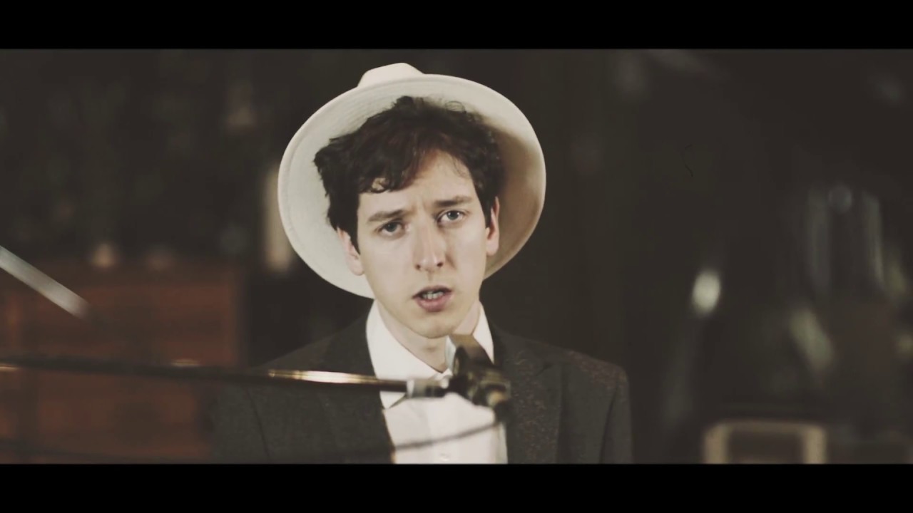 Iwan Huws - Lluniau - YouTube