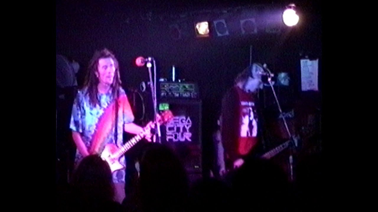 Mega City 4 - Finish Live The Powerhaus, London 22.01.92 - YouTube