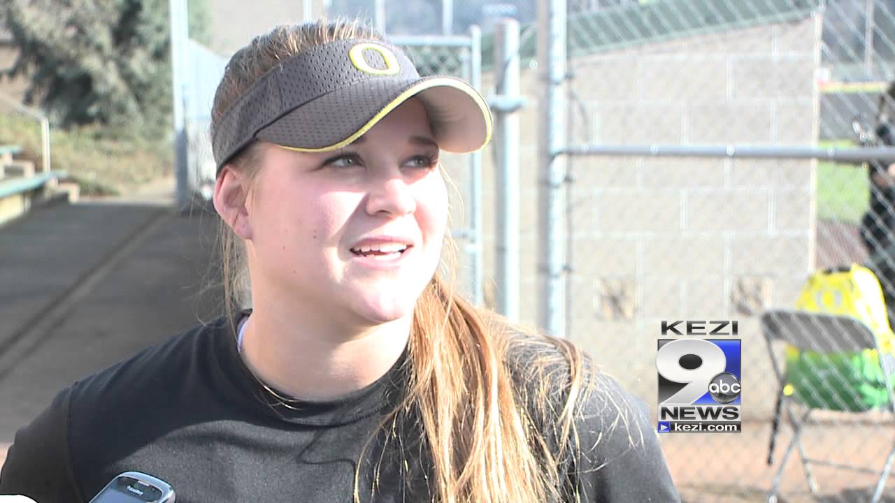 Hailey Decker Prepares to Begin Oregon Career - YouTube