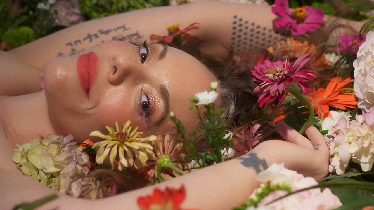 Elli Perry- If You Don't Know by Now (Official Music Video) - YouTube