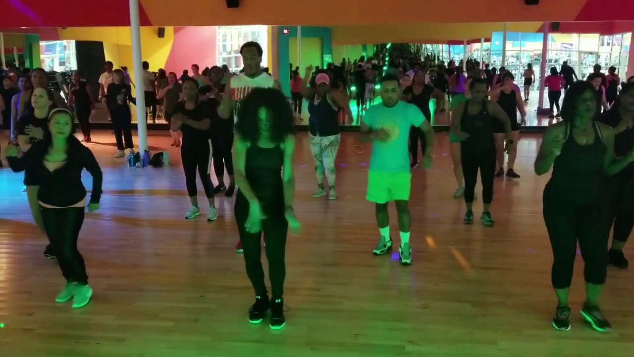 Living your best life Fitness Line Dance - YouTube