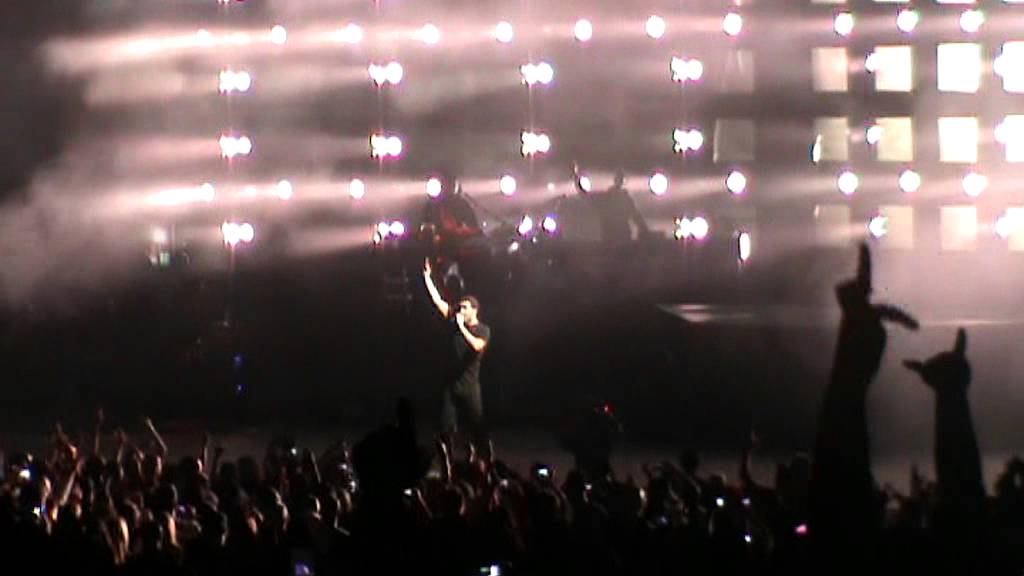 Drake - Forever Concert Live in Chicago JUNE 2012 - YouTube