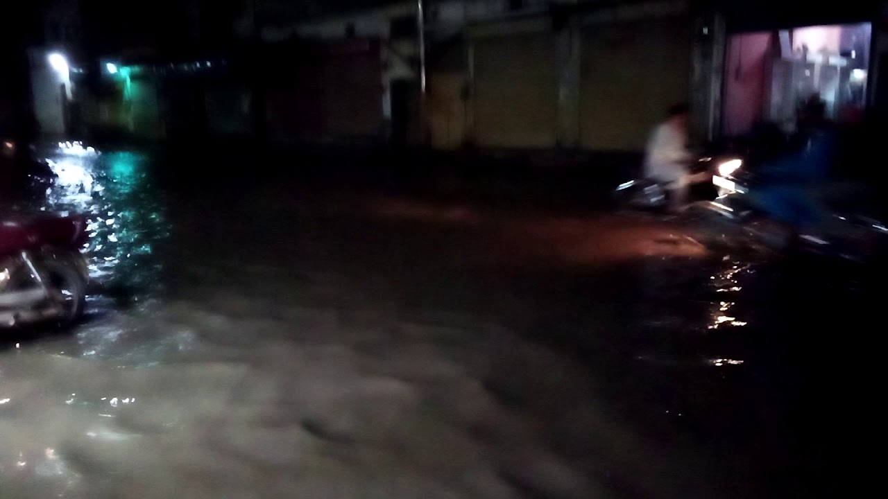 Heavy Rain in Multan - YouTube