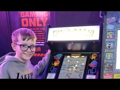 Real Life Arcade in Sunny England #arcade #retro #gaming - YouTube