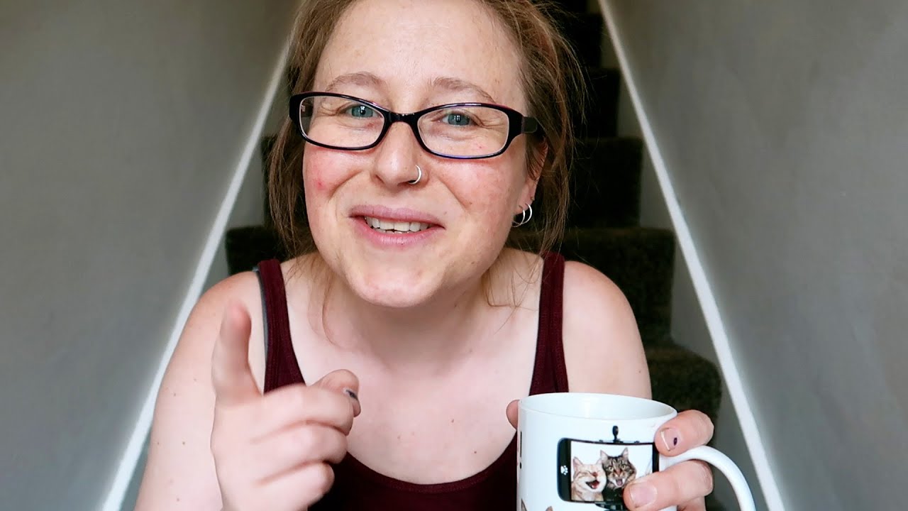 A COFFEE & CHAT - Q&A part 2! DAILY VLOGS UK - YouTube
