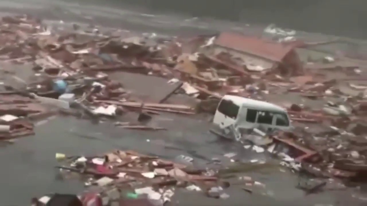 TSUNAMI : CAUGHT ON CAMERA | TERRIFYING FOOTAGE ON CAMERA - YouTube