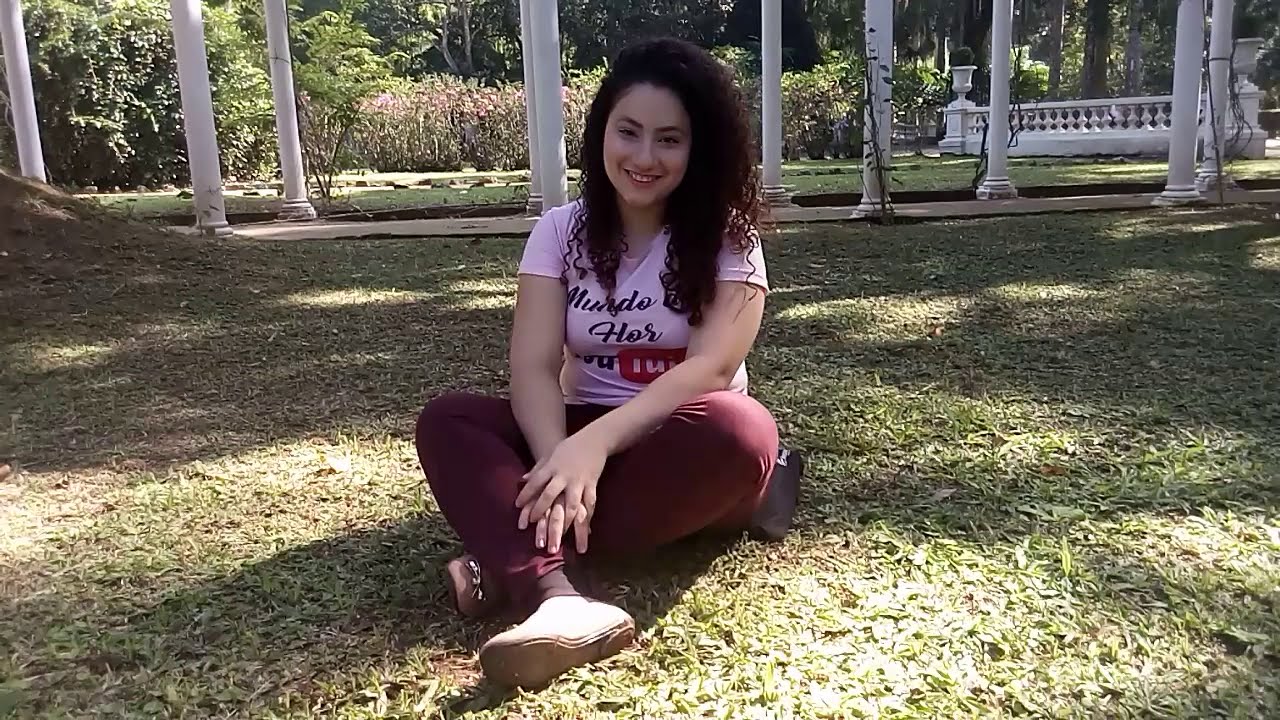 Lugar secreto ( Cover : Larissa Flor ) - YouTube