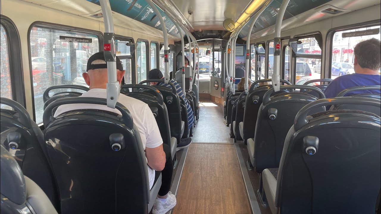 Reading Buses Enviro300 441 (YR14 CFN) On Route 28 To Central Reading ...