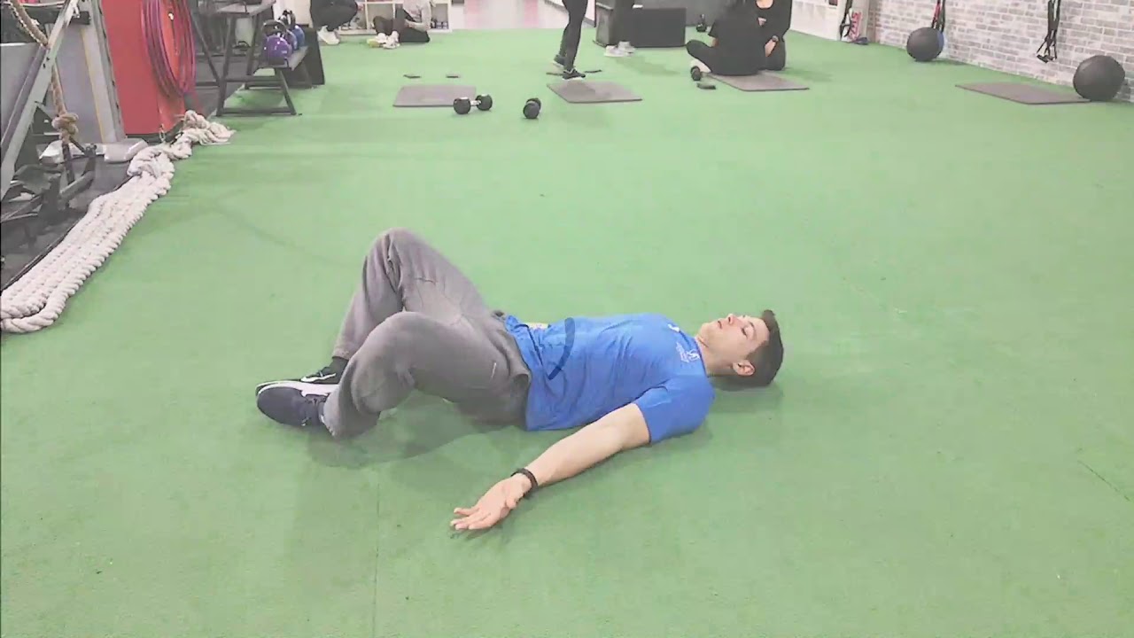 Butterfly Hip Lift - YouTube