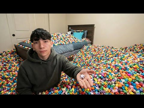 15yr makes thousands of paper stars