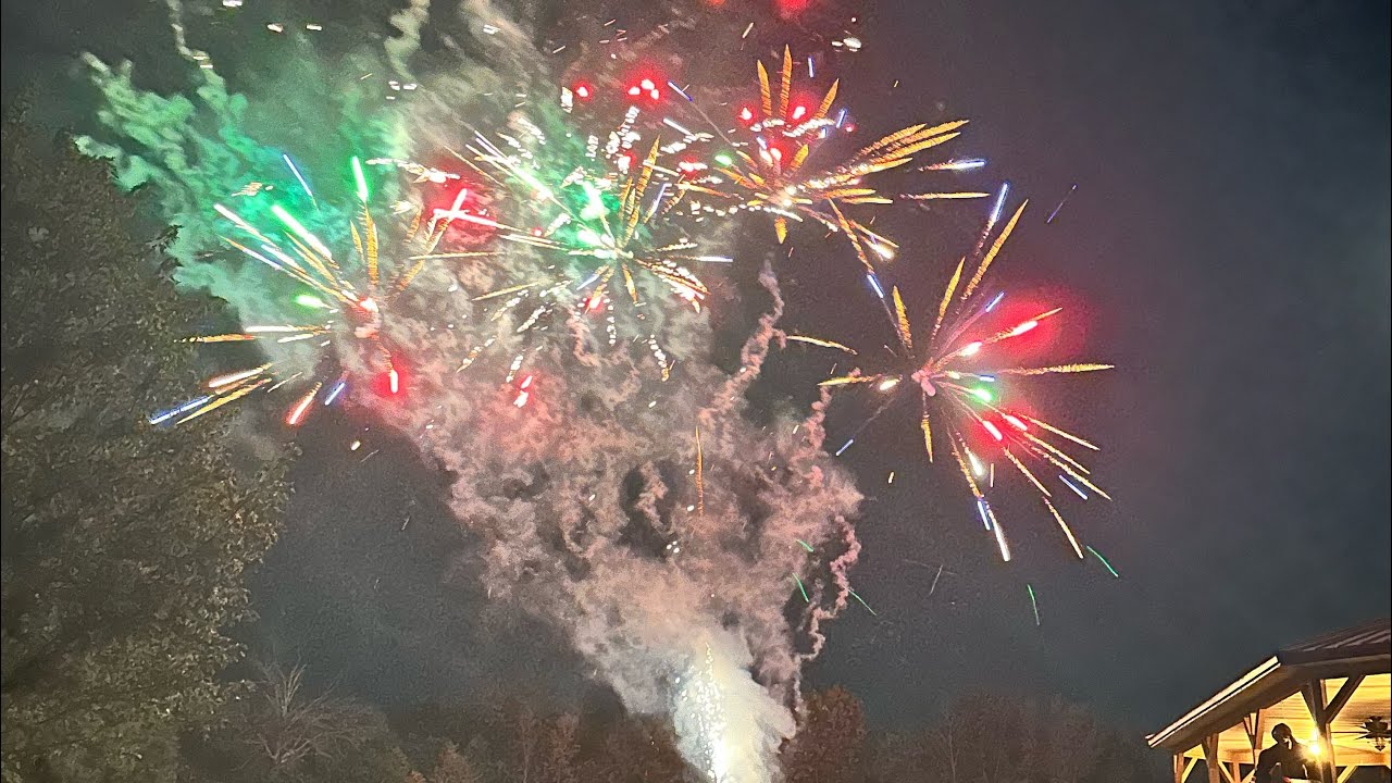 NEW 🔥🧨 HUGE FIREWORK SHOW 💥 20 Shell (KAG) TRUMP SALUTE FINALE🔥HUGE 🔥 # ...