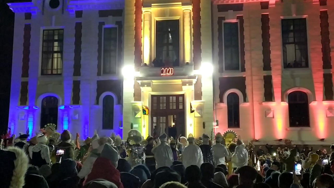 💥2020 Banda Plevna la Primaria Dorohoi👻🍾🍷👍👏🤡 - YouTube