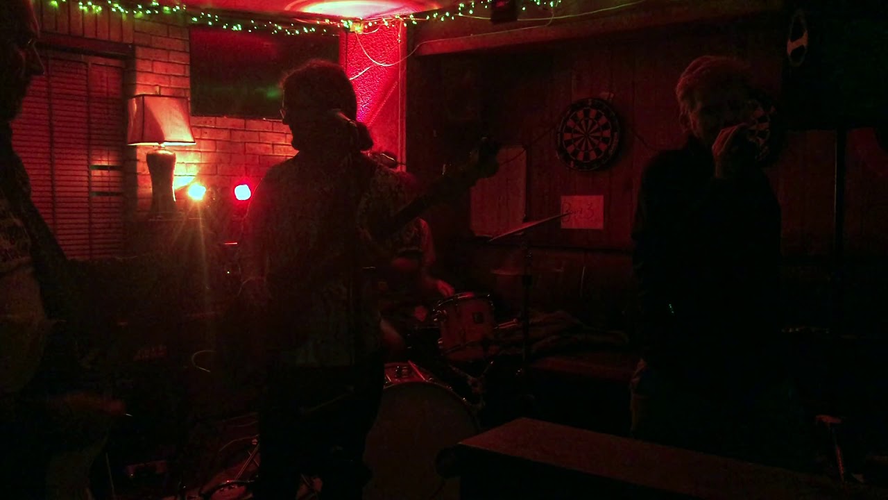 Buzz Monkey Party - YouTube