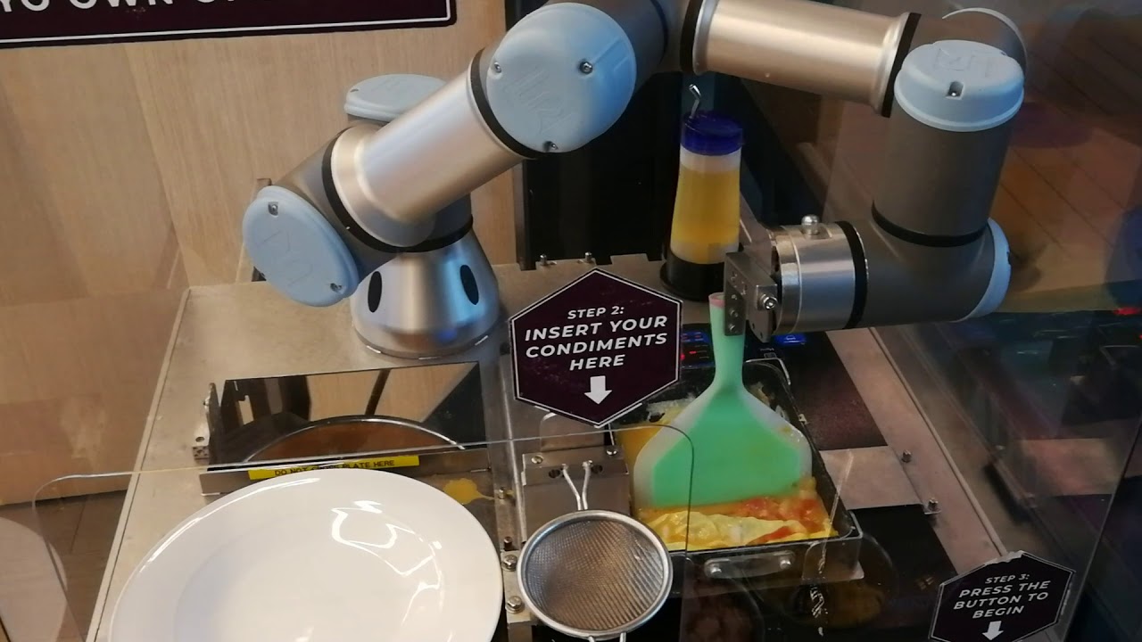 A robot made my breakfast!? Yotel Orchard Singapore - YouTube