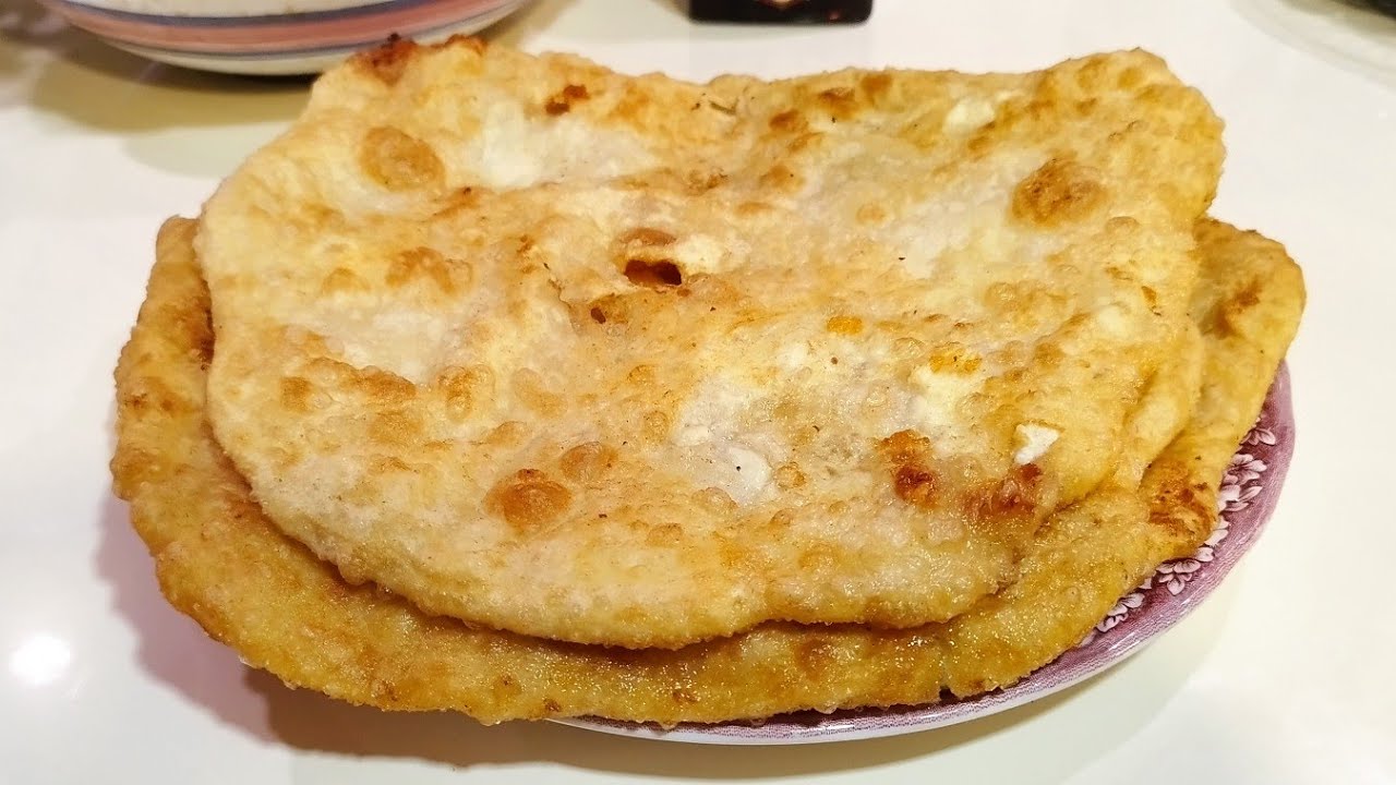 Colăcei( plăcinte la tigaie )cu Brânză Burduf și Telemea de oaie ca la ...